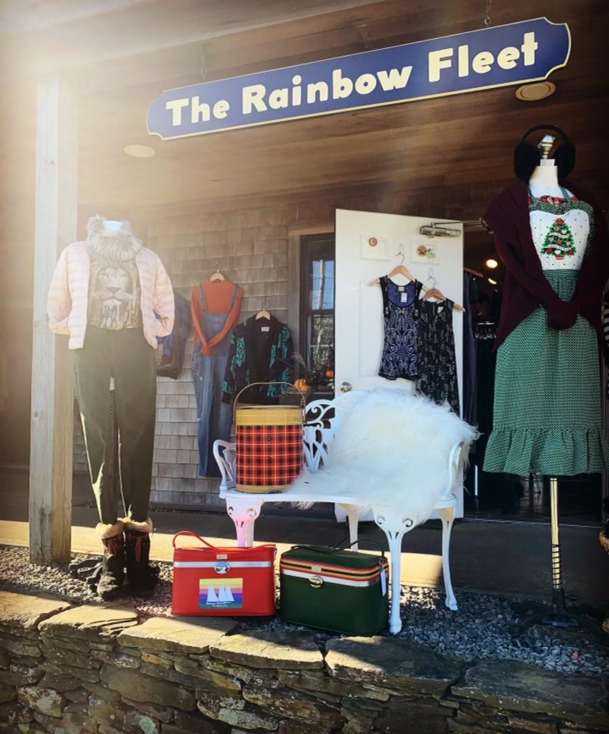 The Rainbow Fleet – Nantucket's year-round women's consignment boutique